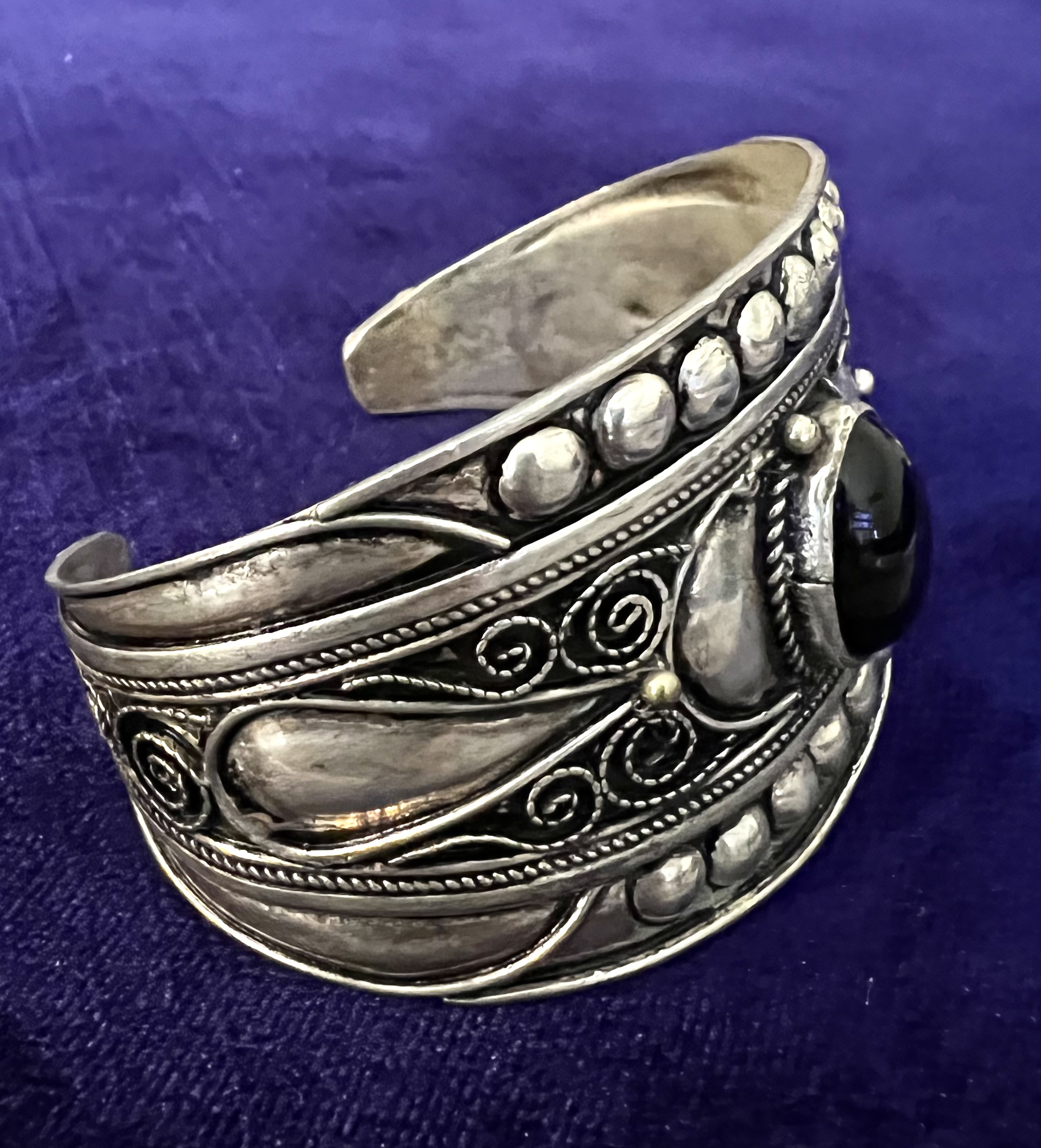 Silver bracelet, Moroccan bracelet, Moroccan jewelry